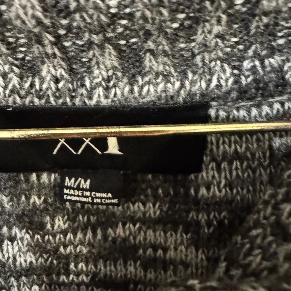 Sweaters | Xxi Cable Knit Sweater | Poshmark